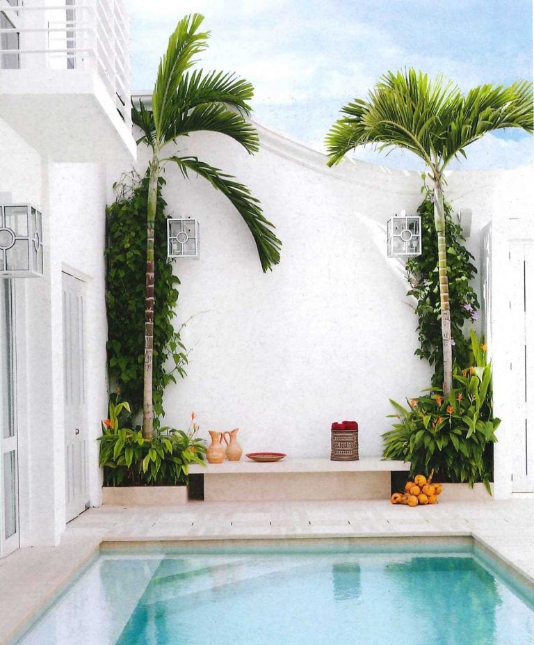 10 Incredible Gardens With Swimming Pool Design Inspiration